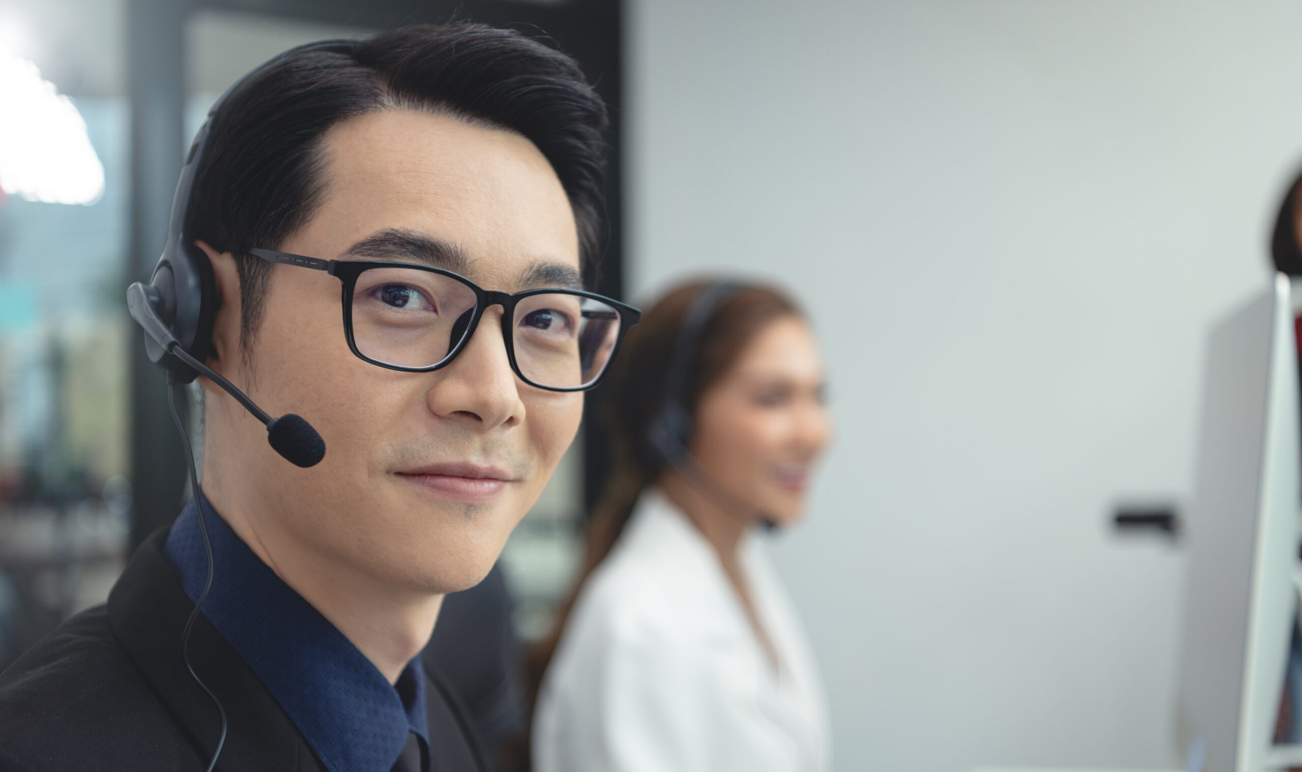 Outsourcing Customer Service: How Telecoms Achieve 24/7 Uptime Without ...